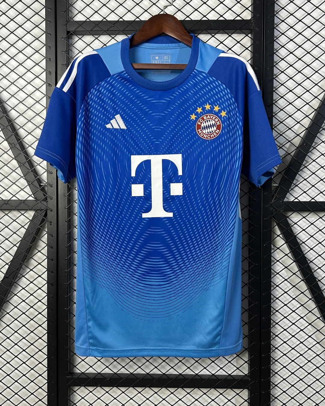 FC BAYERN 25/26 GK STADIUM JERSEY | Fusion Gear | Football Store